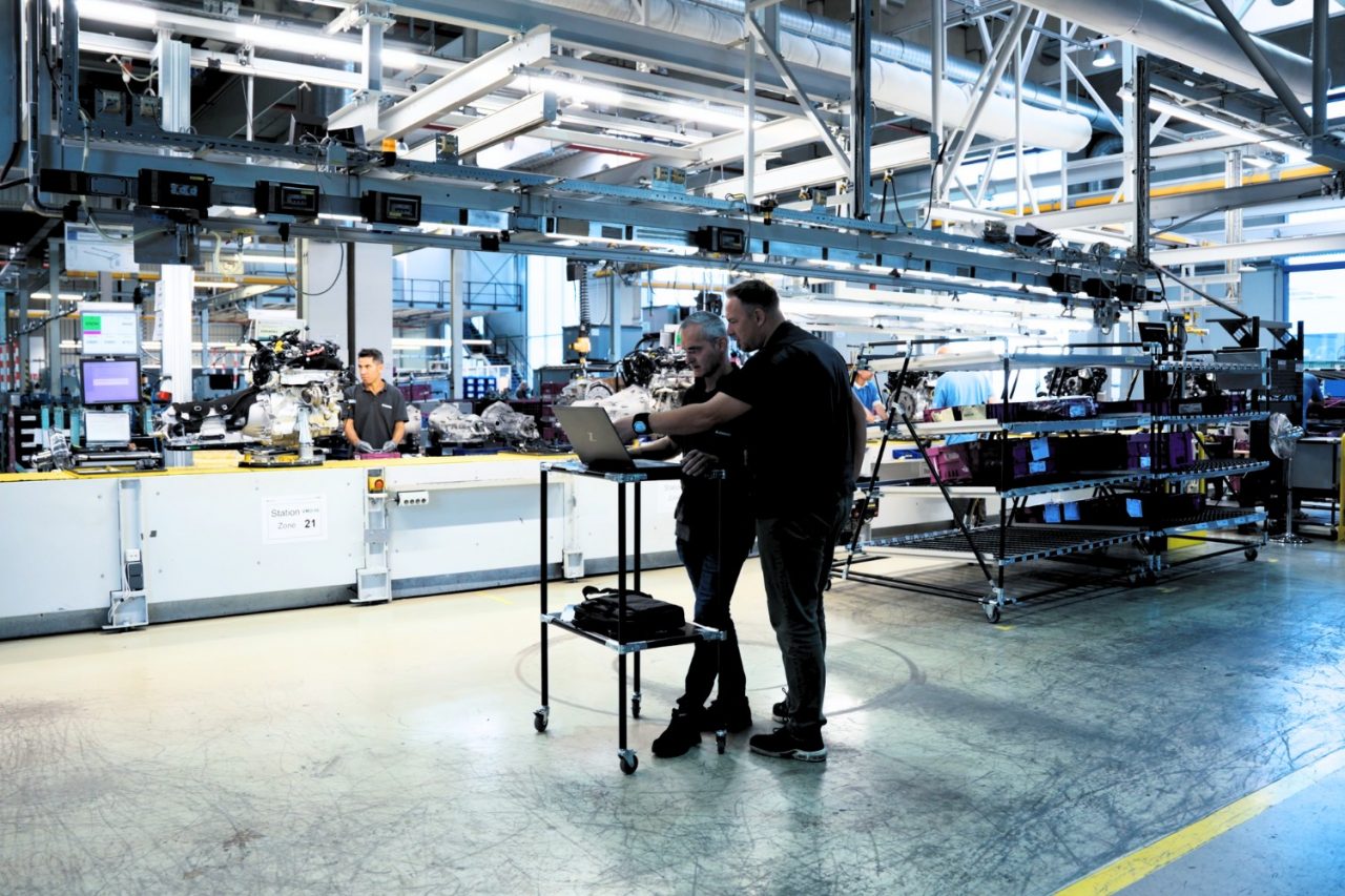 Unser Kunde: Magna Steyr Graz | ipolog GmbH